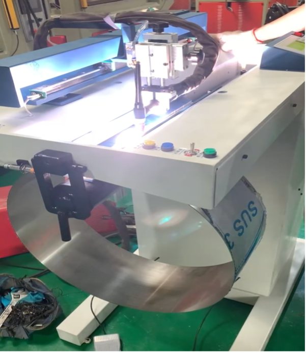 Round Small Transformer Tank Body Making Machine 1220mm